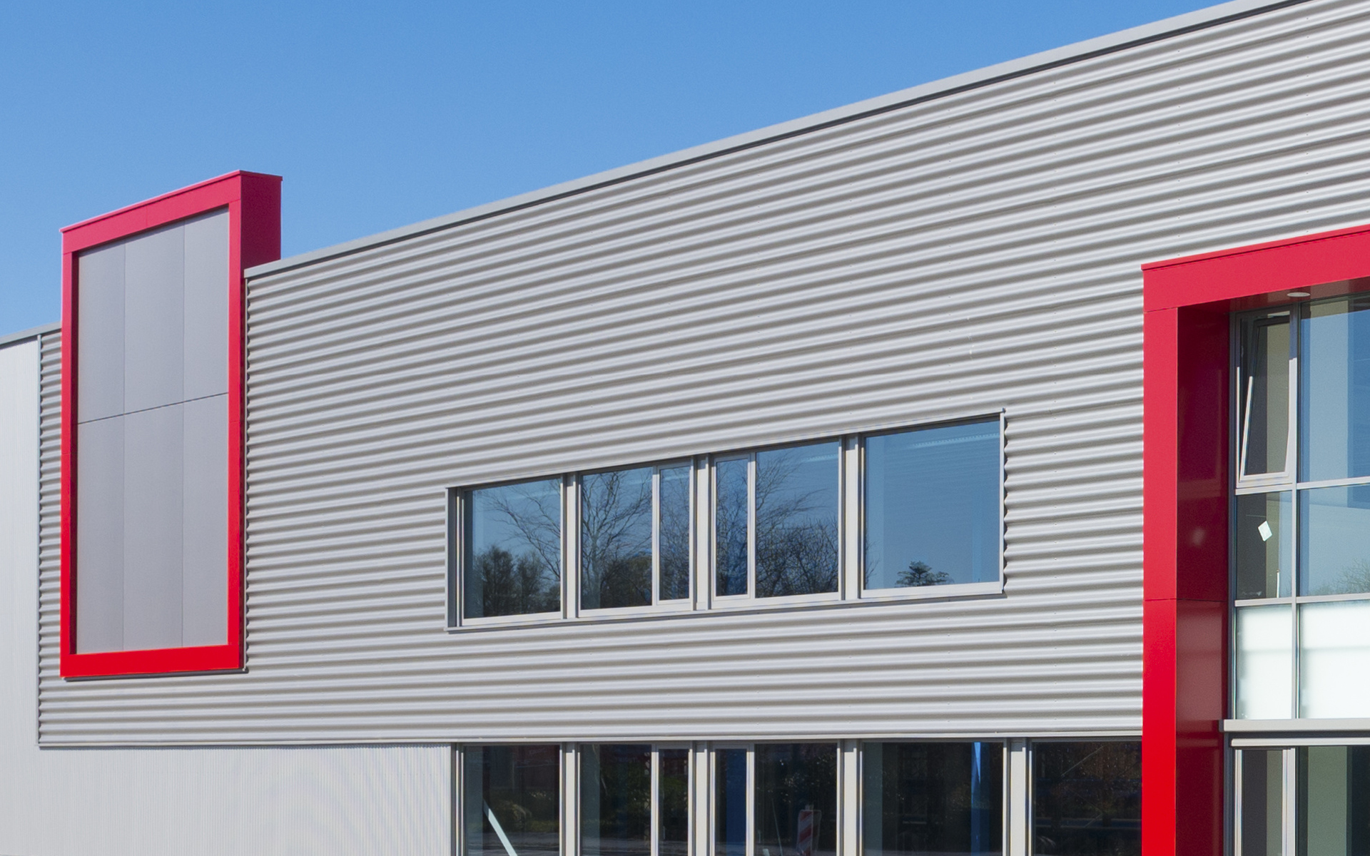 Commercial Metal Wall Panels & Soffits - Albuquerque Roofers